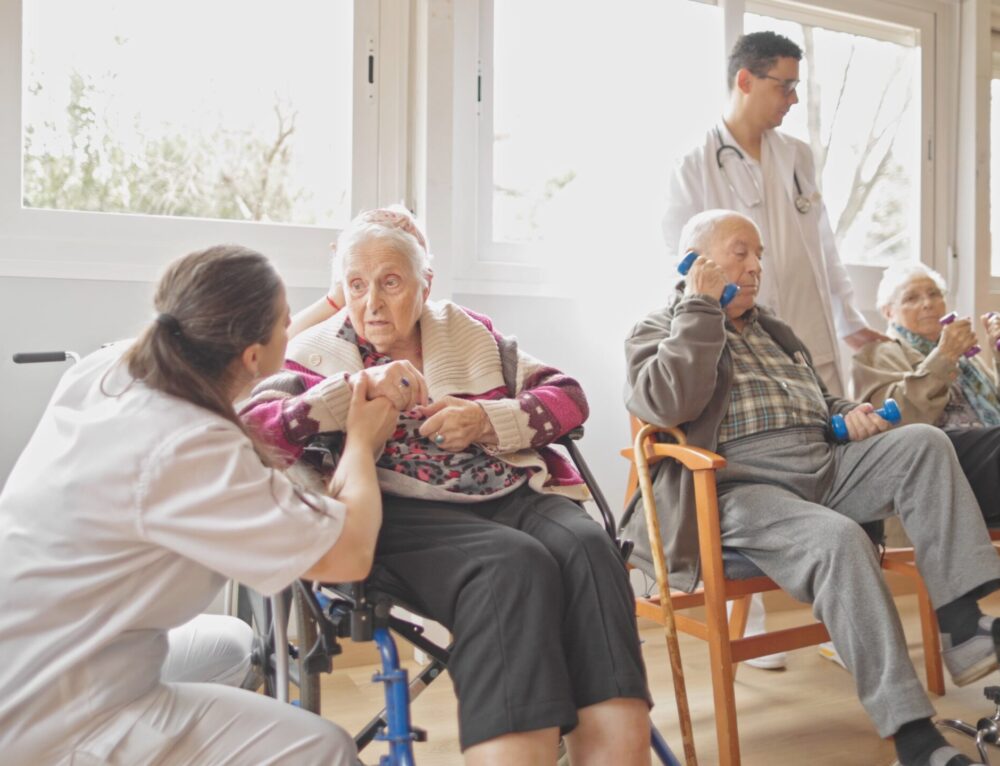 Assisted Living Rancho Mirage: 5 Activities for Well Being